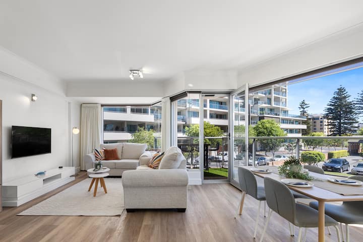 Sunlit Durham—walk To Glenelg Beach, Dining & Bars - Australia