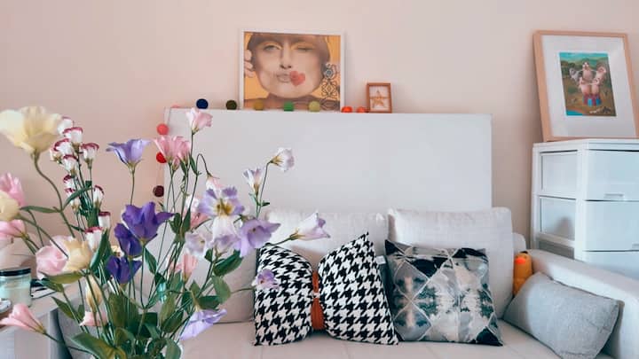 Art House 藝術療癒小屋（房間可看到101、後山埤捷運站、信義區的後花園- 城市中的綠洲） - 新店區