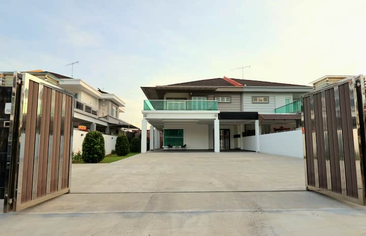 Luxury Two-story Semi-detached Villa (Batu Pahat) - Batu Pahat
