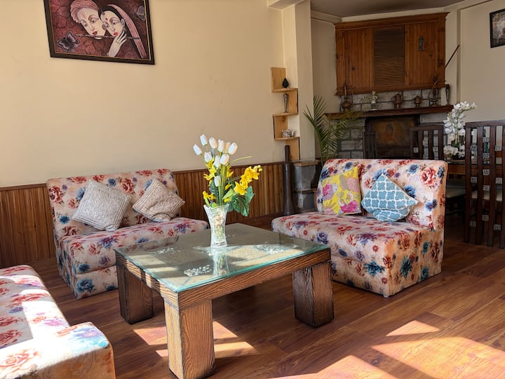 Himalayan Chalet By Aarjavam Stays | 3 Bhk - Lahaul And Spiti