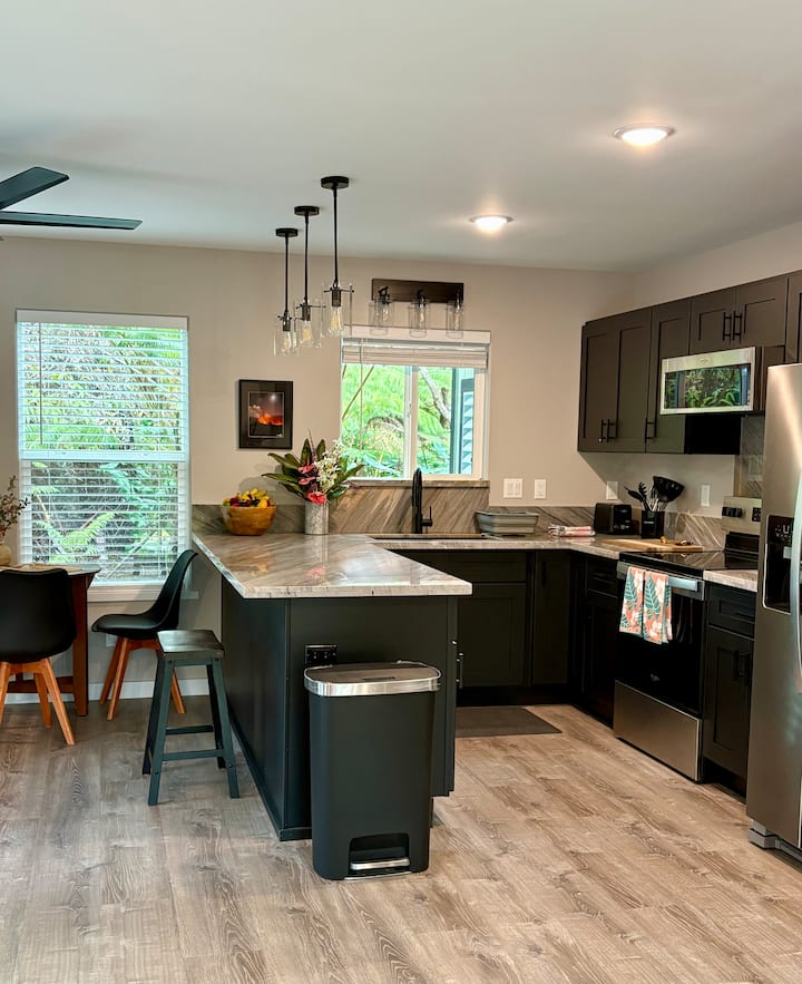 Brand New, Luxury Volcano Hideaway, Steps From Np - Volcano, HI