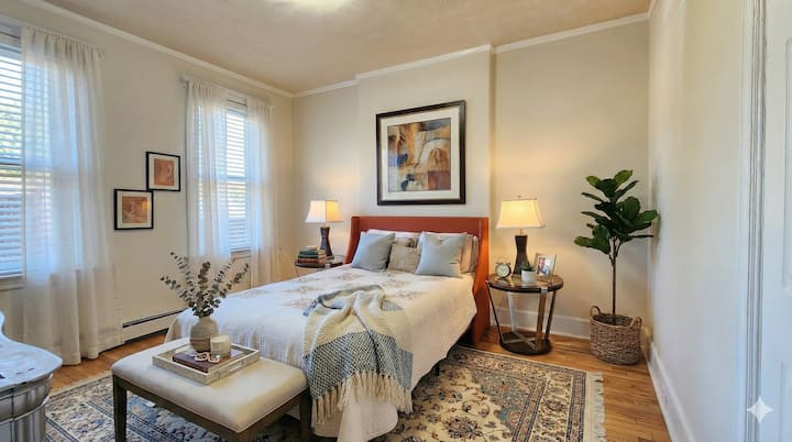 Bright 4br • Downtown Englewood • Steps To Nyc Bus - Bronx, NY