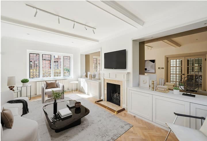 Modern Comfort Meets Timeless Style In Chelsea - Chelsea