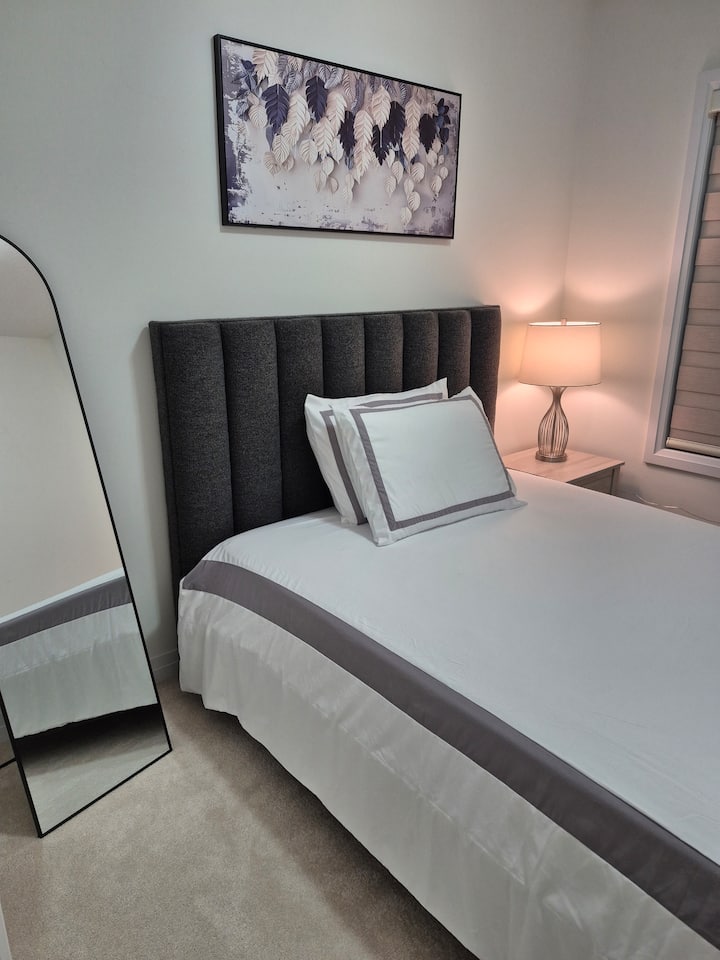 First Class. Spacious. 2 Bedrooms In Brantford, On - Brantford, ON