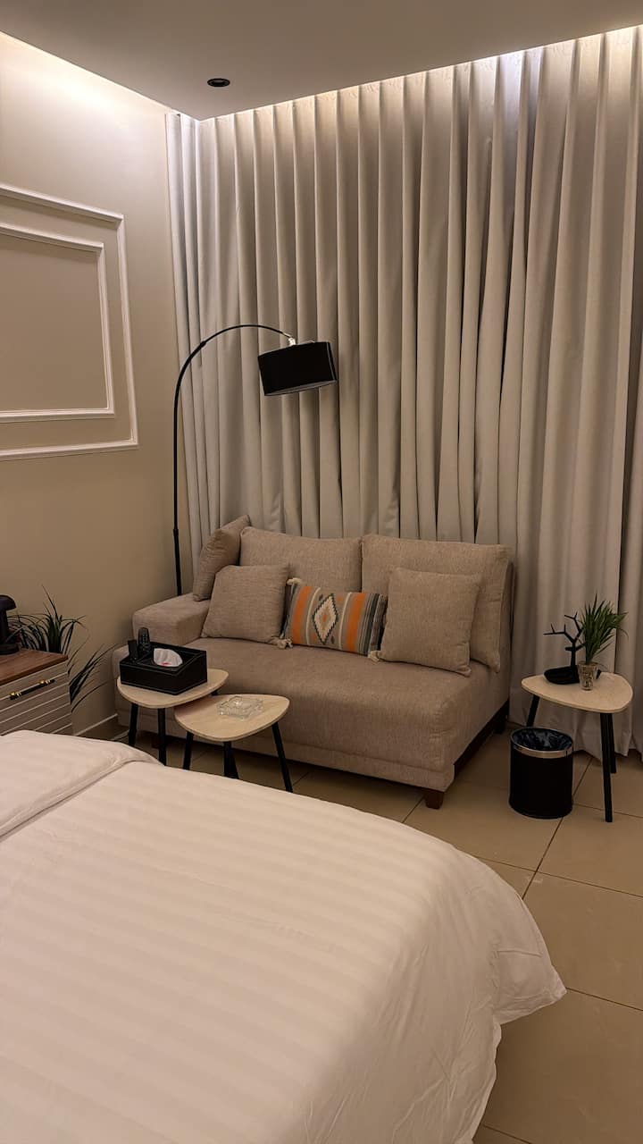 استديو جديد ونظيف دخول ذكي مدخل جانبي بدون ازعاج - Saudi Arabia