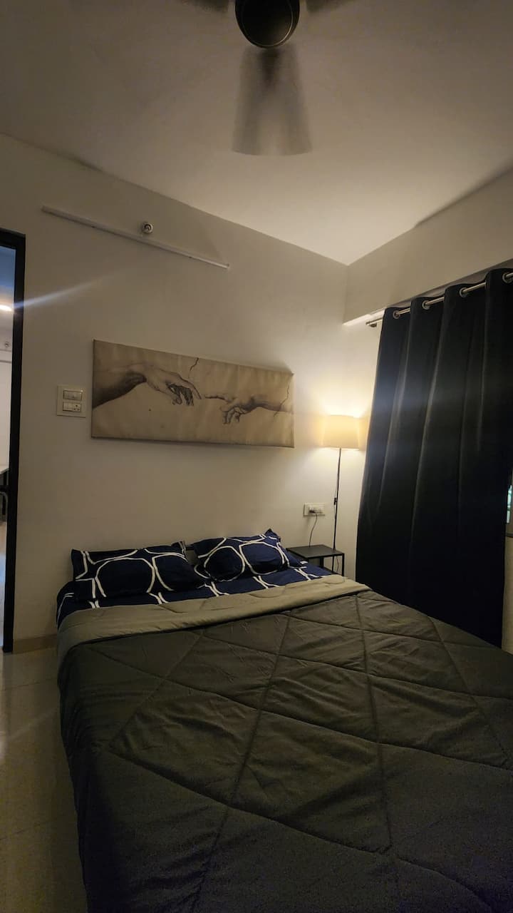 The Calm Corner W Maximum Privacy - Ulhasnagar