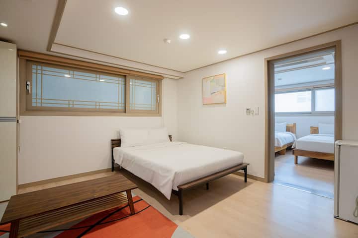 I3 공항에서 5분/편안하고 안락한 공간 ( Q+q+ss)침대3 , 화장실1 - Jeju-si