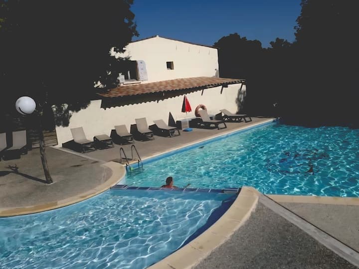 Mobil Home Climatisé 3 Chambres - Ruoms