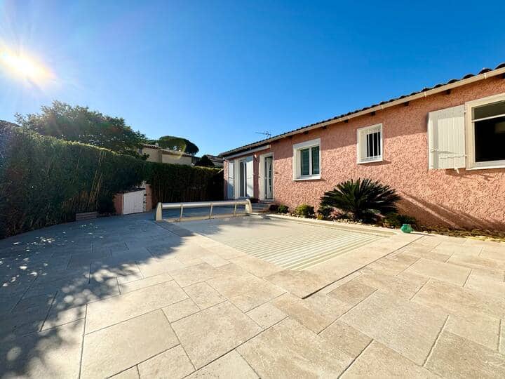 Villa Provençale - Piscine - Clim - 6 Pers - Fréjus