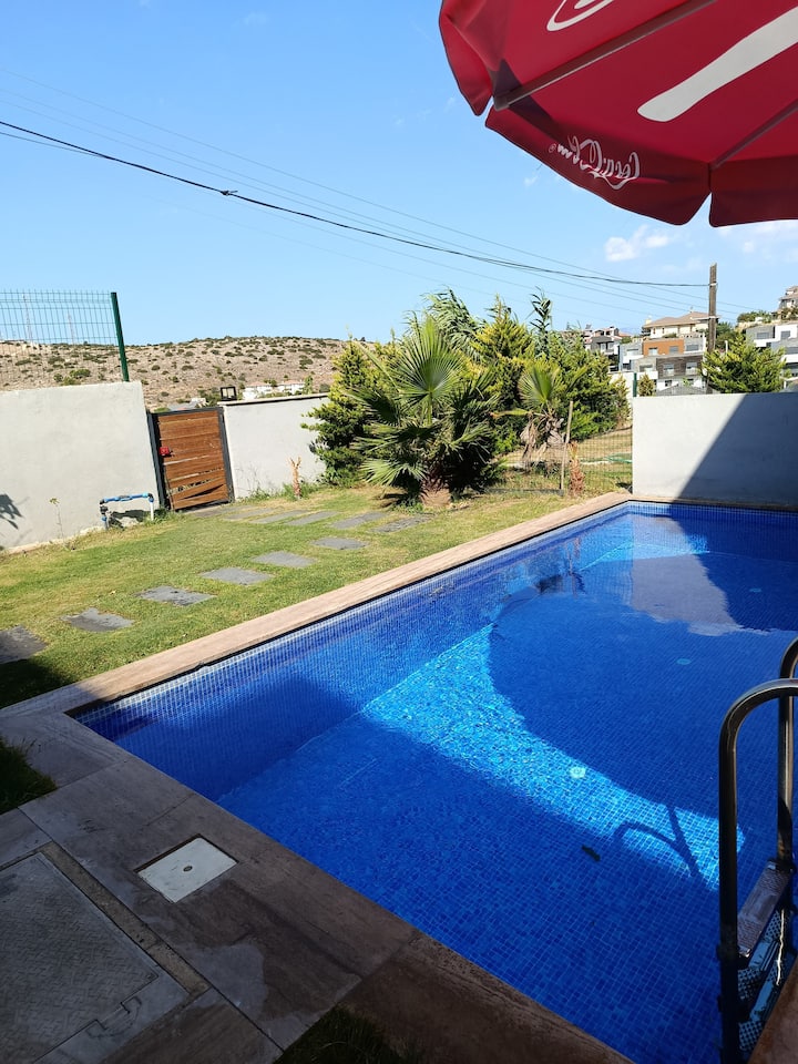 çEşme Merkezde Alacatiya 10 Dk çEşme çArşıya 2 Dk - Çeşme