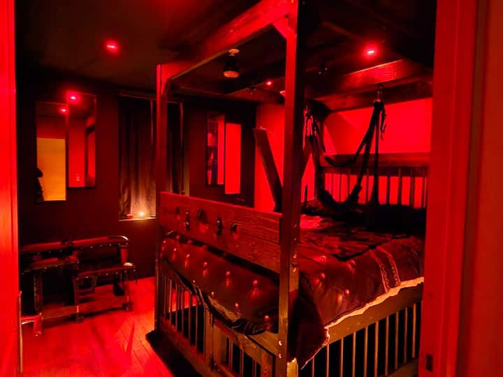 Plongez Dans Un Monde De Passion Et De
Désir - Barbaste