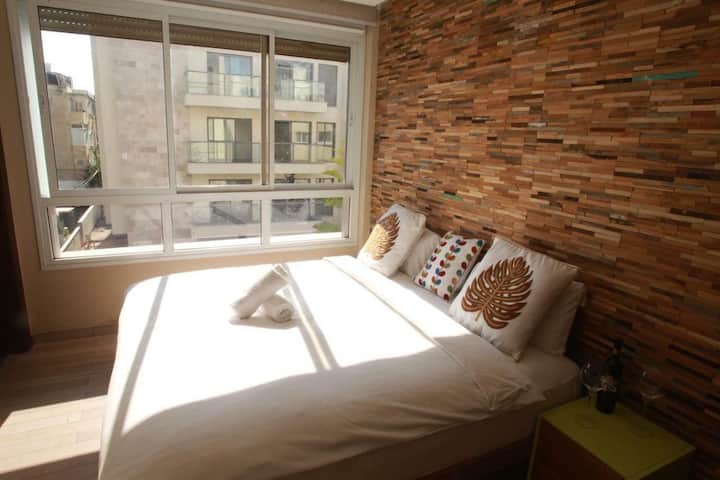 Beer Garden Hotel - Classic Room - Tel Aviv-Jaffa