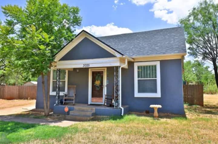 Trevino Cottage - Abilene, TX
