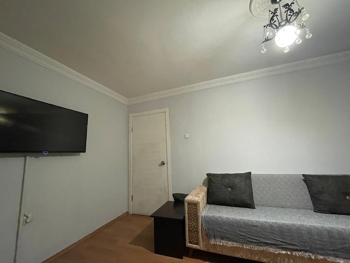 Kızılay Merkez Sessiz Konforlu Kendi Girişli Daire - Ankara