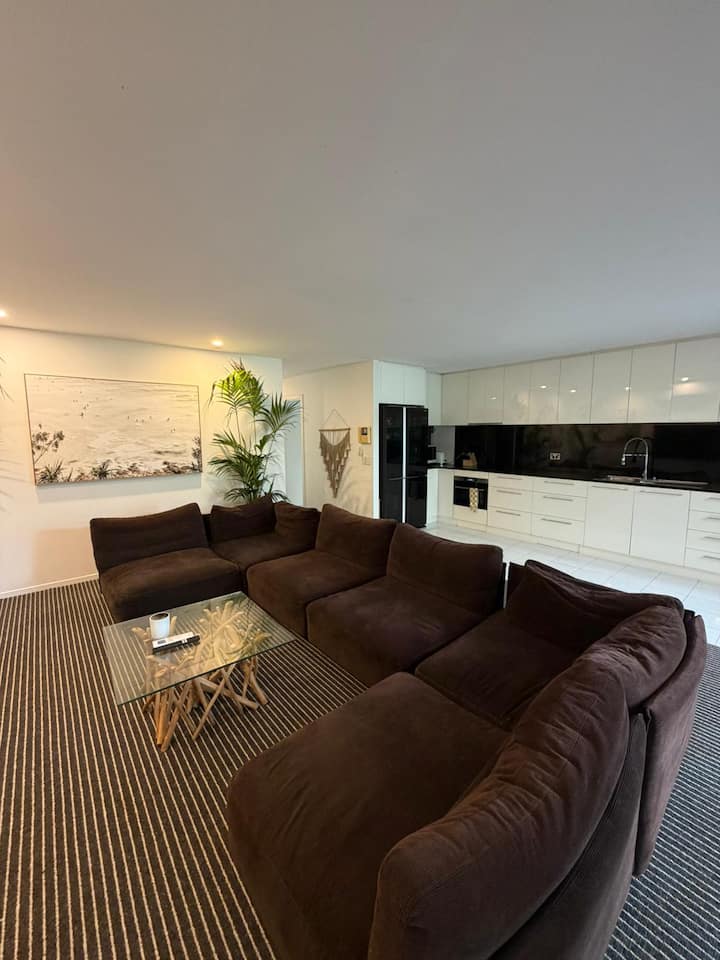 Beachside Bliss – 3br Palm Beach Retreat - Tweed Heads