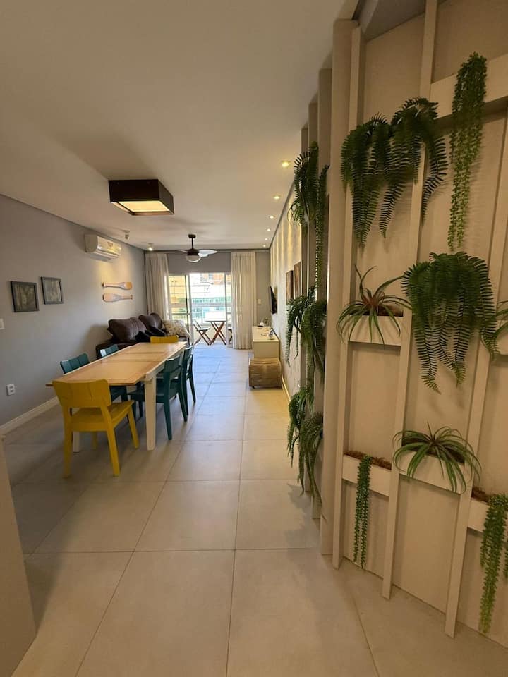 Lindo Apartamento Em Bombas, óTima Localização - Brésil