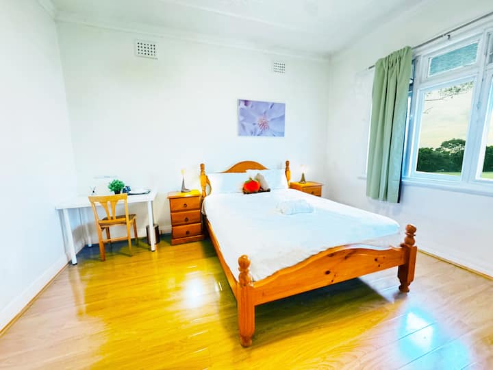 公园旁的宁静双人房 步行8分钟到火车站和超市 - Fairfield