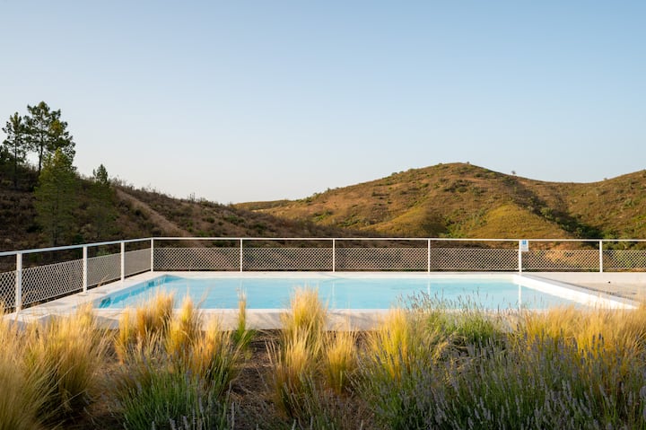 Rural Retreat With Swimming Pool And Breakfast - Saboia