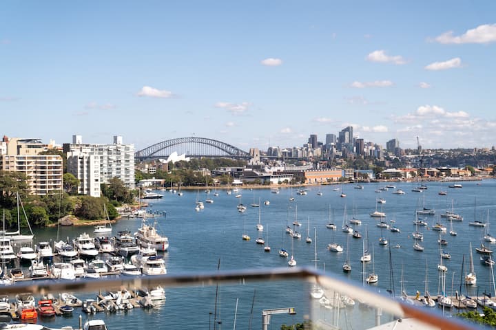 Darling Point Apartment With Harbour Bridge Views - Randwick