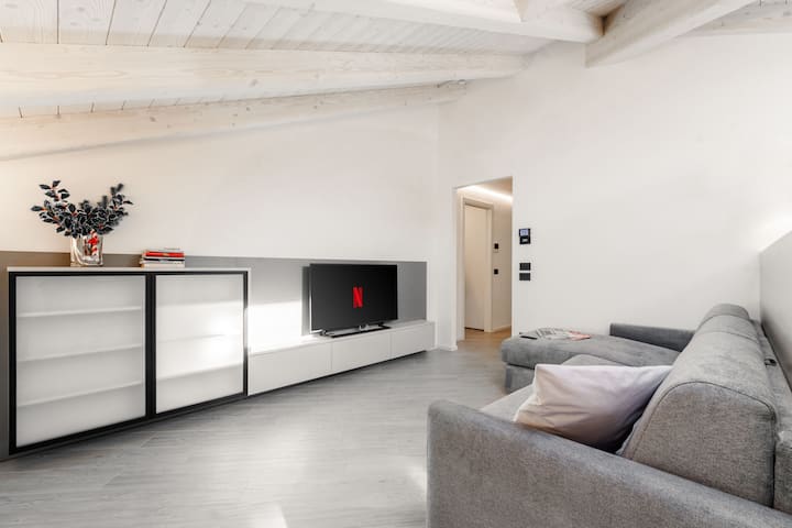 Elegante Attico Nel Cuore Di Trento (Trilocale) - Trento