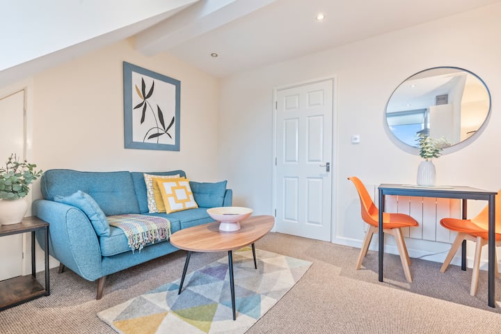 #81 Stylish Top Floor Flat High Street Location - Aéroport de Birmingham (BHX)