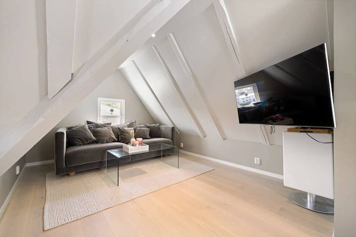 Toppetasjeleilighet Med Panoramautsikt Over Bergen - Bergen