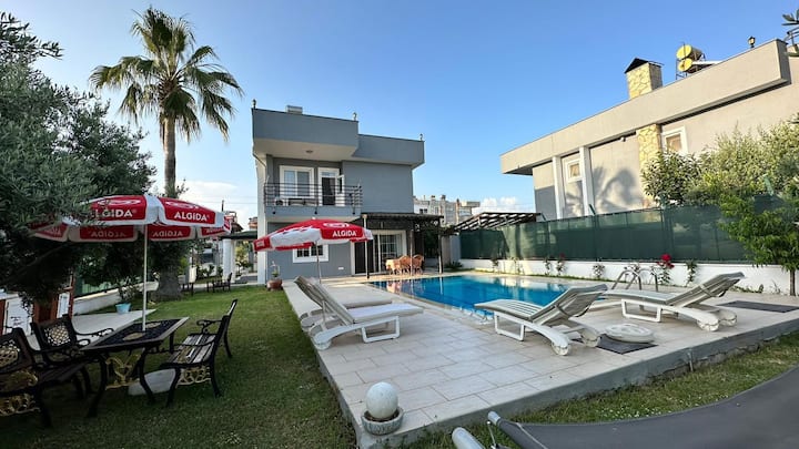 Exklusive Ferienvilla Meerblick, Pool, Sonne Pur - İncekum