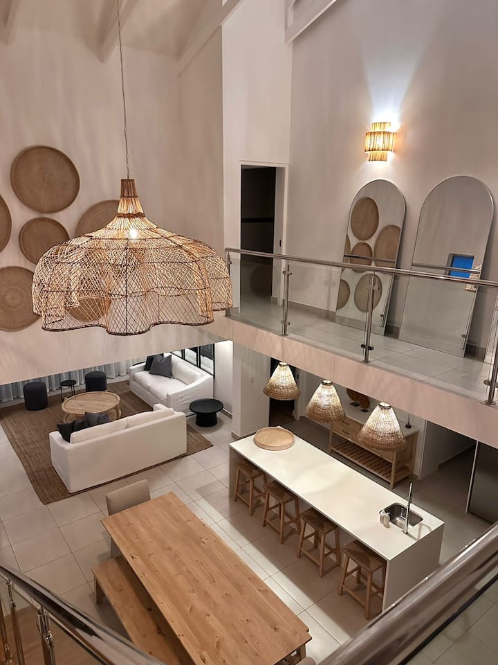 White Wicker House - ランゲバーン