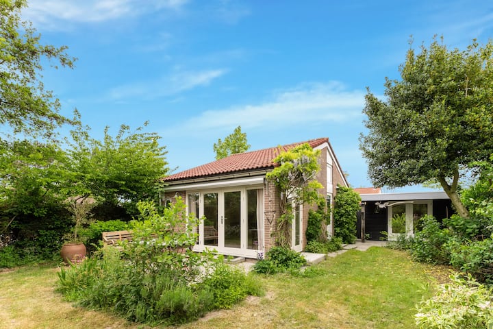 Stenen Woning Nabij "Duin En Zee" - Bergen aan Zee