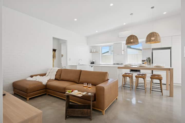 Brand New 3bedroom - Family Friendly | Villa B - Fremantle