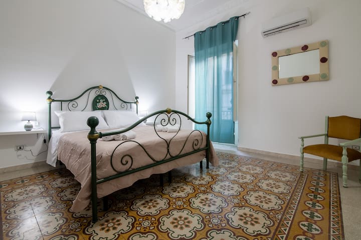 Guesthouse - 21 Steps To Everywhere In Palermo - Palerme