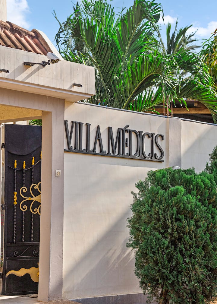 Villa Médicis 3 Chambres 4 Lits - Lomé