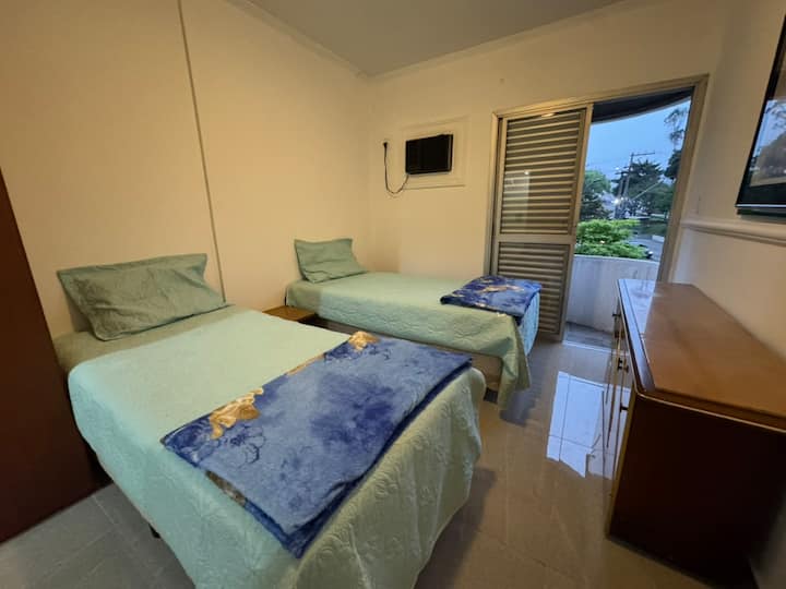 Apartamento - 1 Quarto - Ar Condicionado E Garagem - Santo André