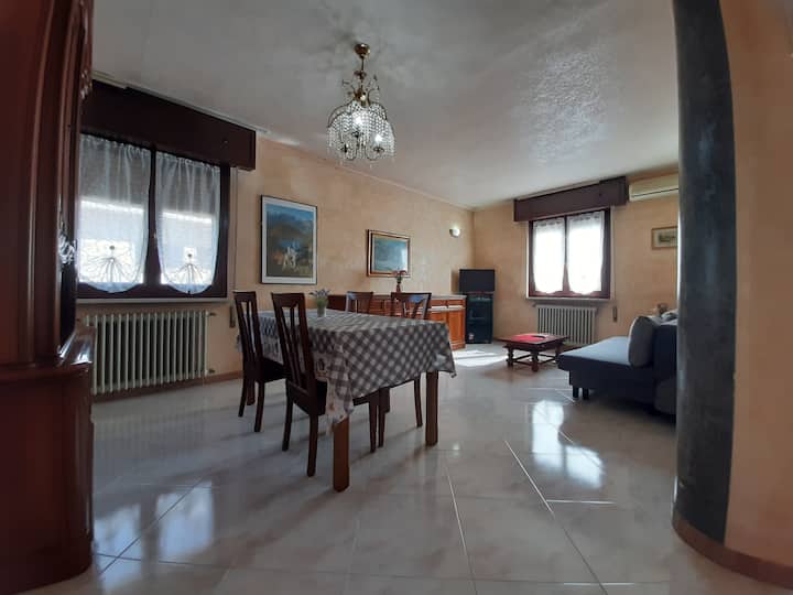 Appartamento In Villa Con Giardino E Cortile - Fontanella