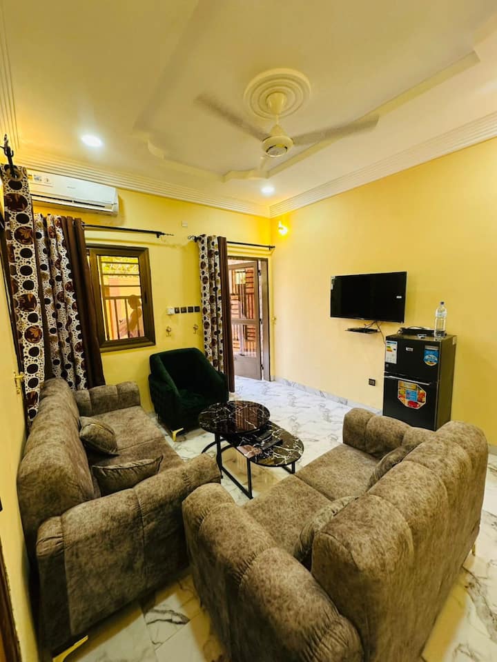 Villa Meublée 02 Chambres Salon Sises à La Zad - Burkina Faso