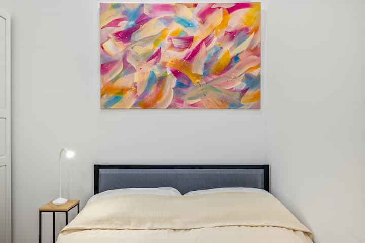 Walk To City Center • 2br+2bath - Vienna