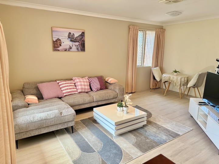 Perth Sweet Home - 준달럽