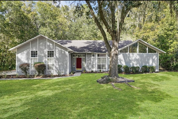 3 Bed, 2 Bath-15 Mins From Campus And Downtown - Gainesville