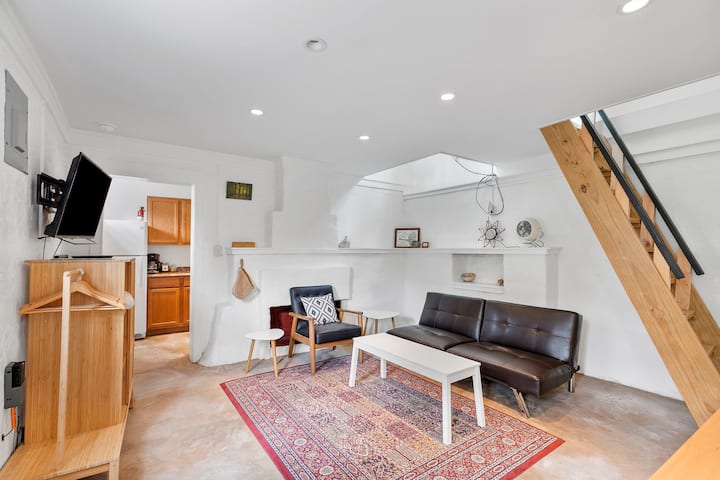 Studio 410 - Alpine, TX