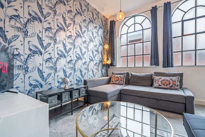 #84 Large Jq Apartment Sleeps 9 - Birmingham