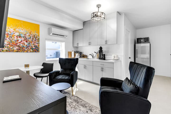 Private 1 Bedroom Apartment With Kitchen@keylargo - Tavernier, FL