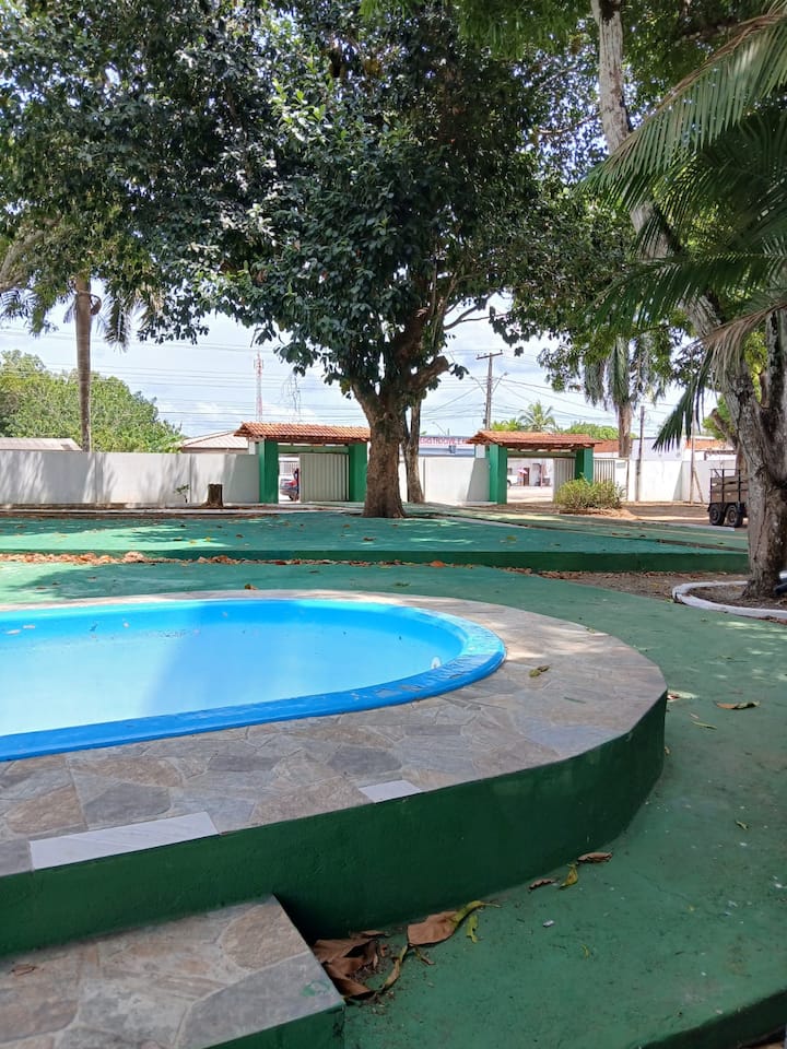 Pousada Aconchegante Com A Sombra Das áRvores - 桑塔納