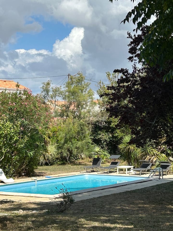 Maison De Famille Avec Piscine, Plan D'eau Et Mer - La Faute-sur-Mer