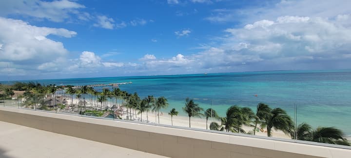 Fresh Listing! Cancun Escape - First Stay Special! - Isla Mujeres