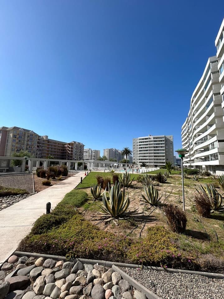 Departamento En La Serena, A Pasos Del Mar - La Serena