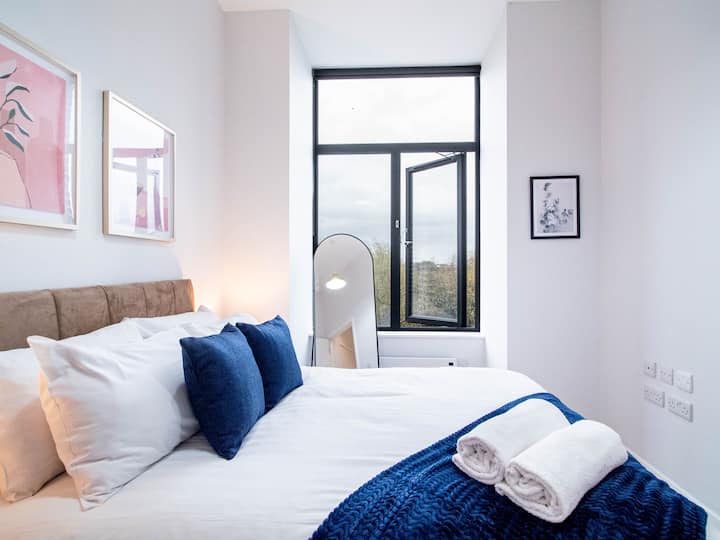 Riverside Leeds Canal View 2 Bed Free Parking - 리즈