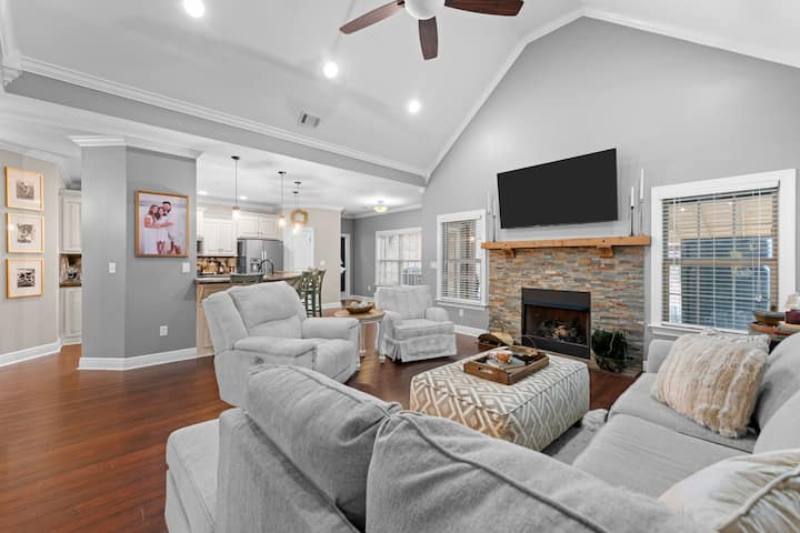 Liv Luxe - Tuscaloosa, AL