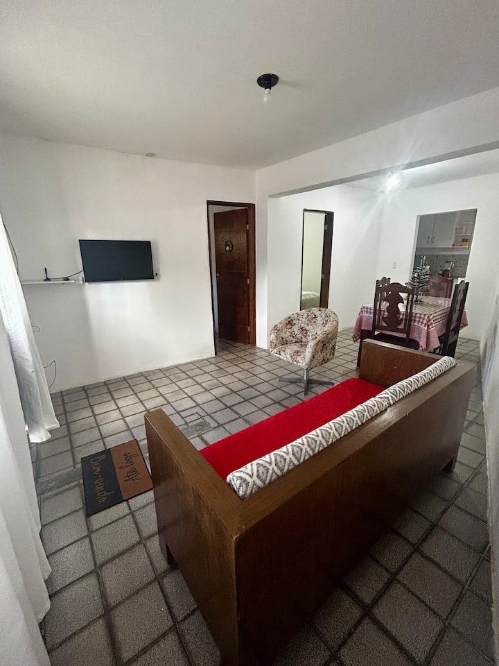 Casa Simples E Confortável, Apenas 5 Min Do Centro - São João