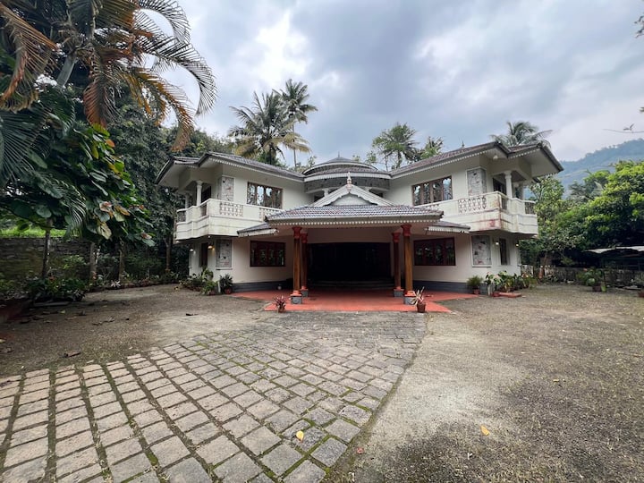 Anugraha Home Stay
Munnar Koombanpara - Munnar