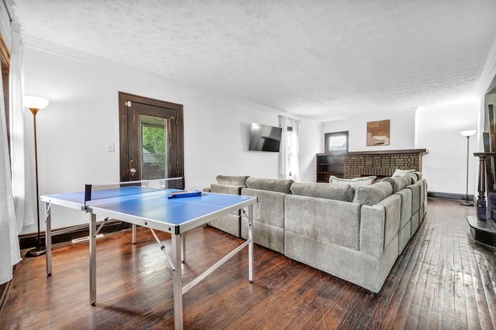 Monticello Manor Unit 2 - Cleveland Heights, OH